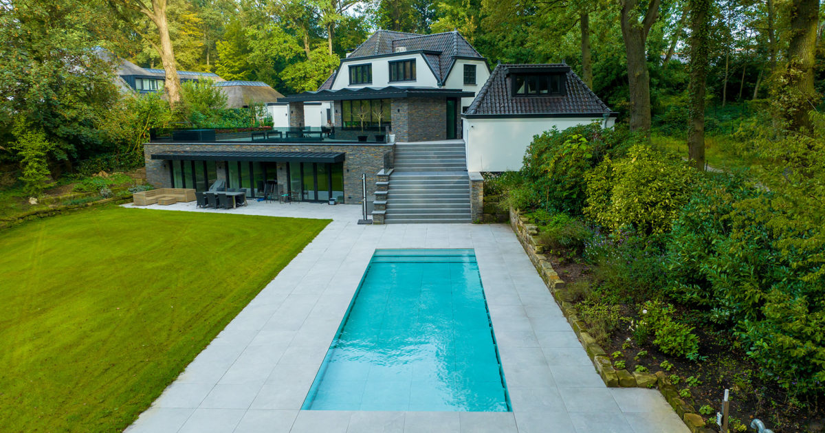 Luxury Home Swimming Pools: The Ultimate Guide to Design & Installation